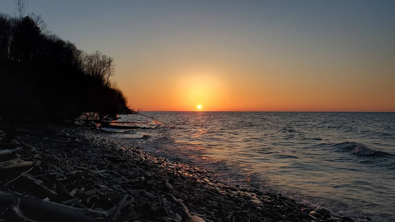 The Best Places to Catch an Erie Sunset - VisitErie